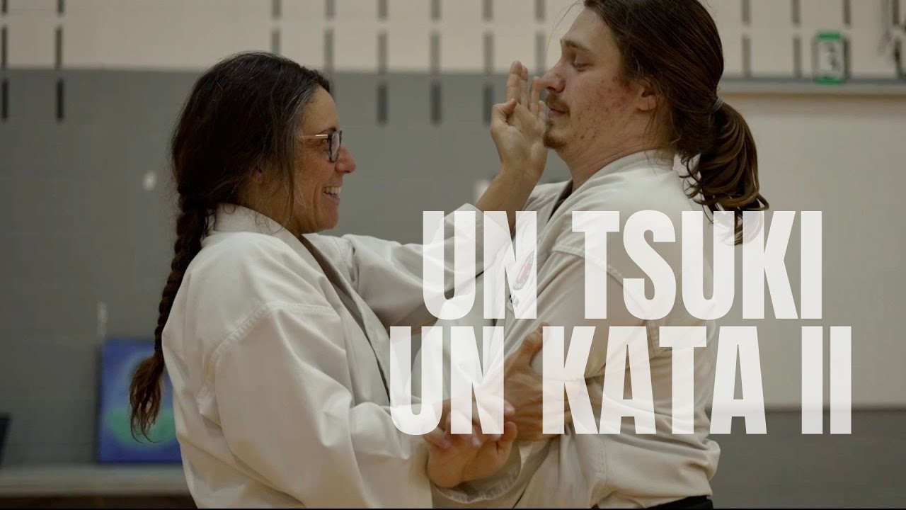 1 tsuki, 1 kata II - YouTube
