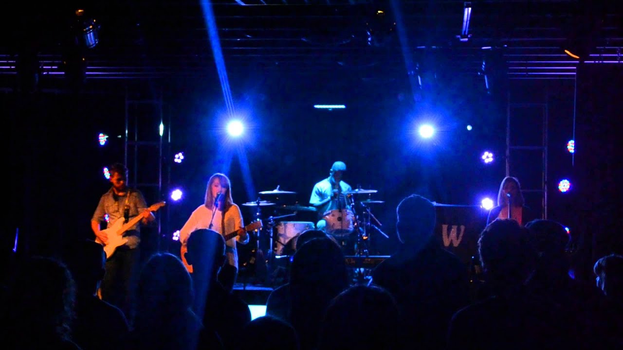 Mandy Pennington - Poison (Live at the Blackroom) - YouTube
