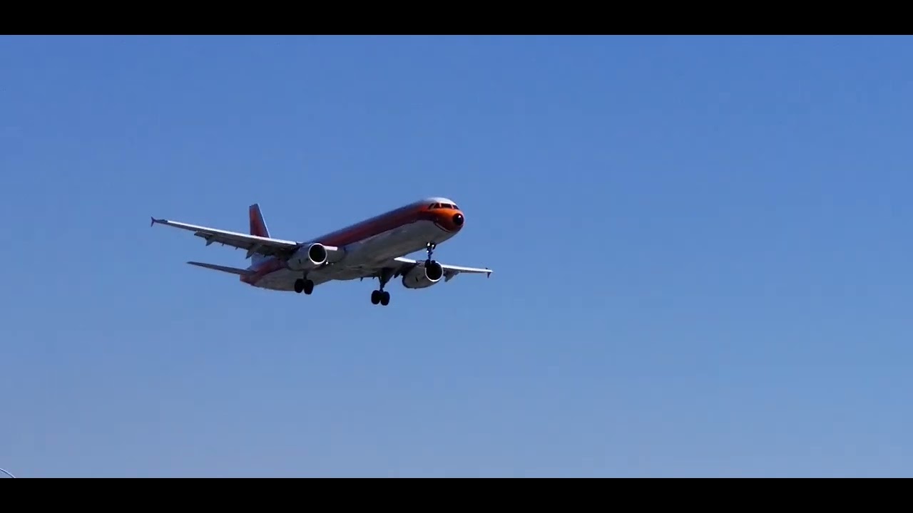 N582UW, American Airlines(PSA retro livery) Airbus A-321 Landing at LAX ...