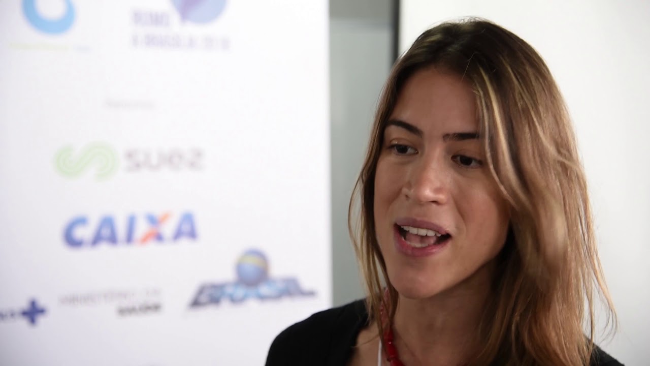 Carla Crippa | Ambev | 8º Fórum Mundial da Água - YouTube