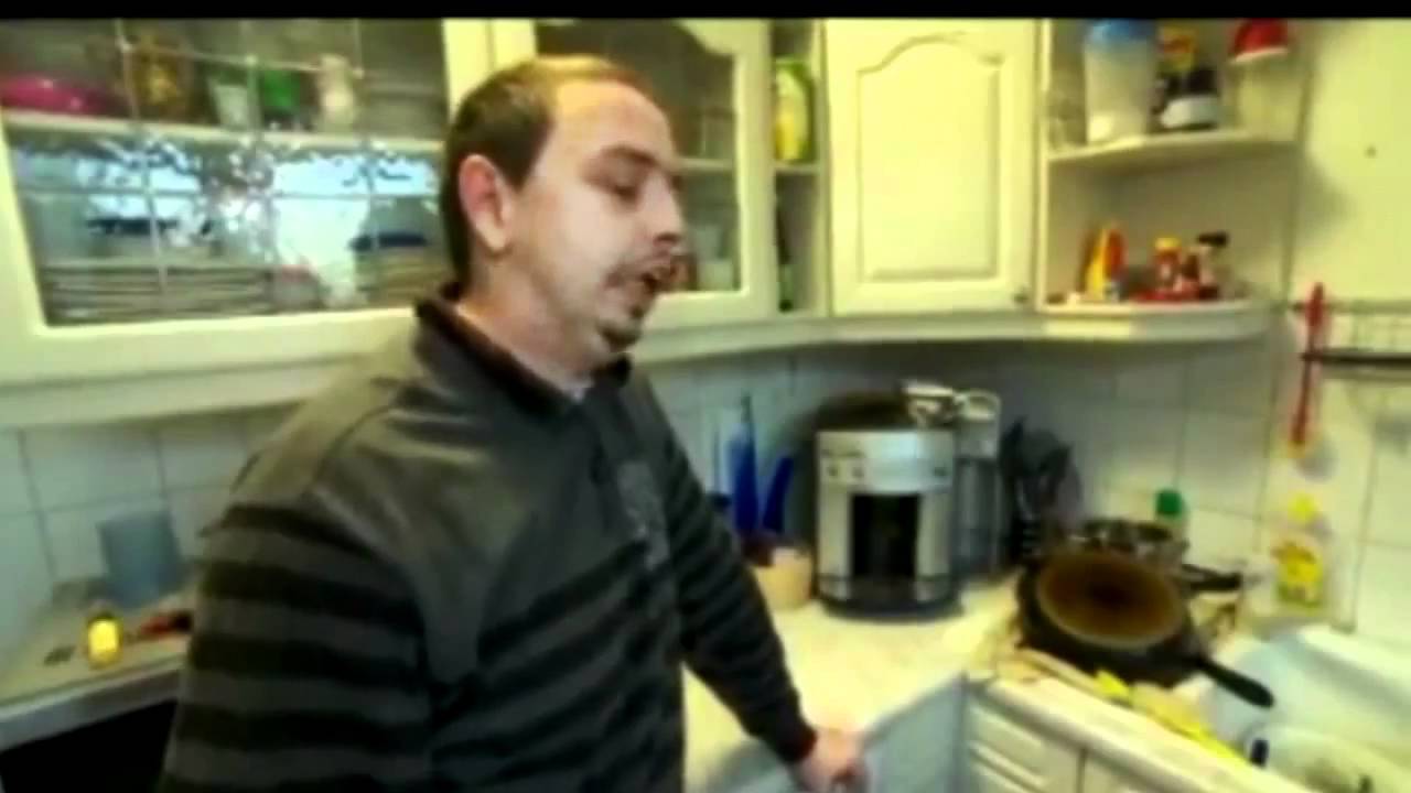 Frauentausch - Riesengroßes Problem (Andreas in Action) - YouTube