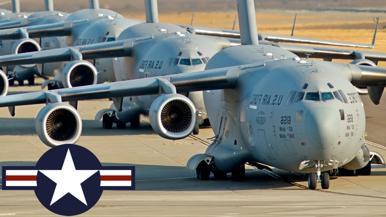 US Air Force. C-17 and C-130 aircraft during large-scale combat ...