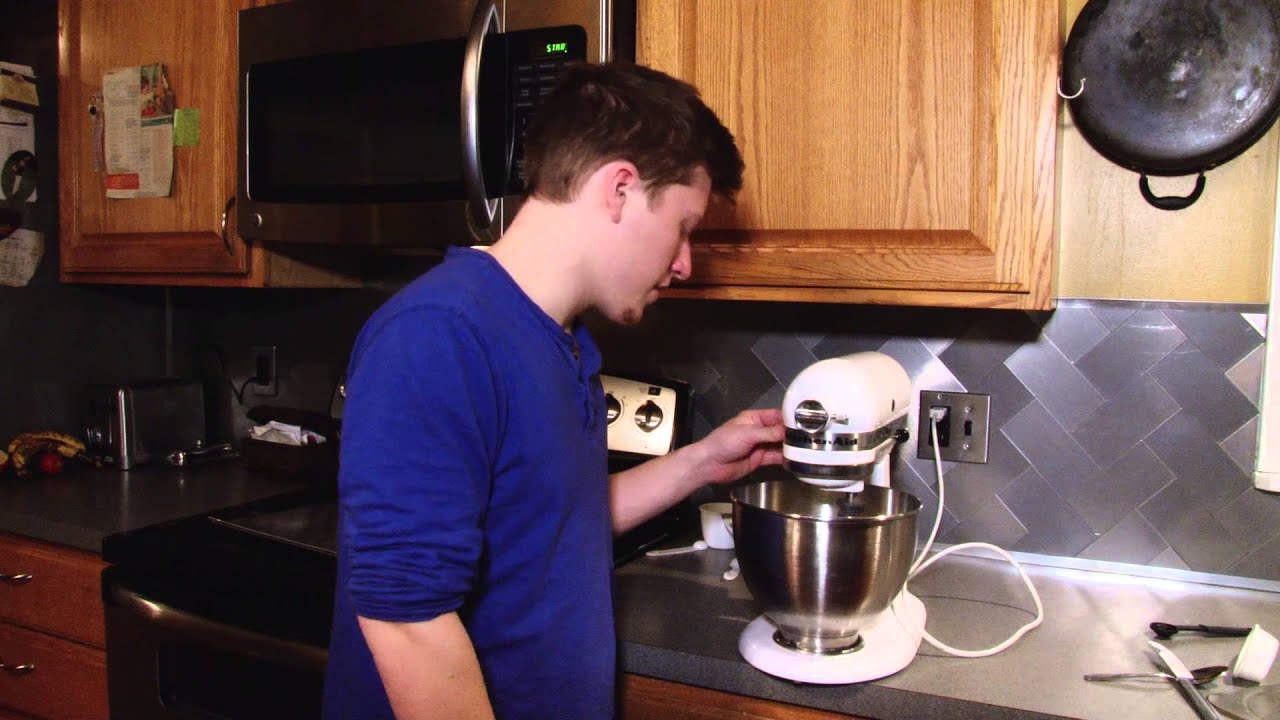 Cooking With Damion: Peanut Butter Cookies - YouTube