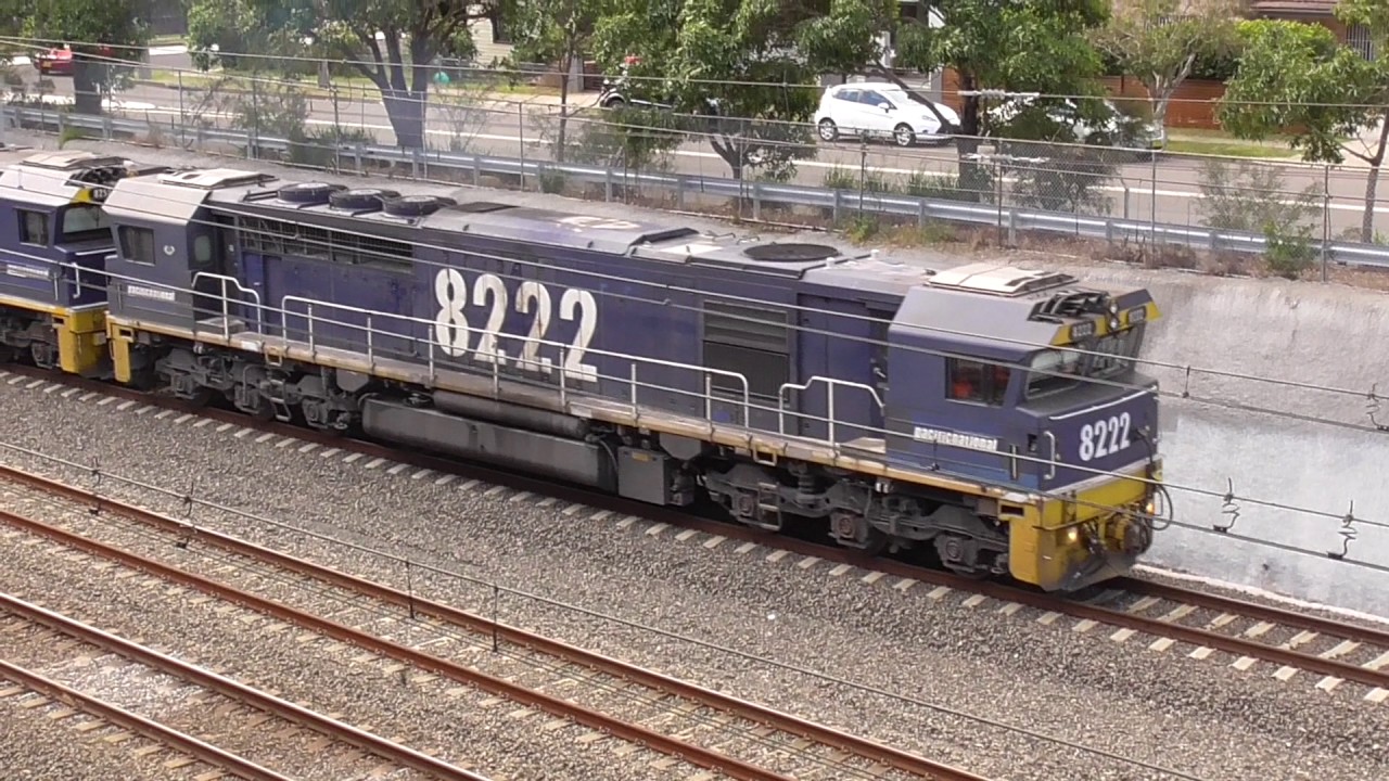 Australian Trains: Diesel Variety at North Strathfield, July 2017 - YouTube