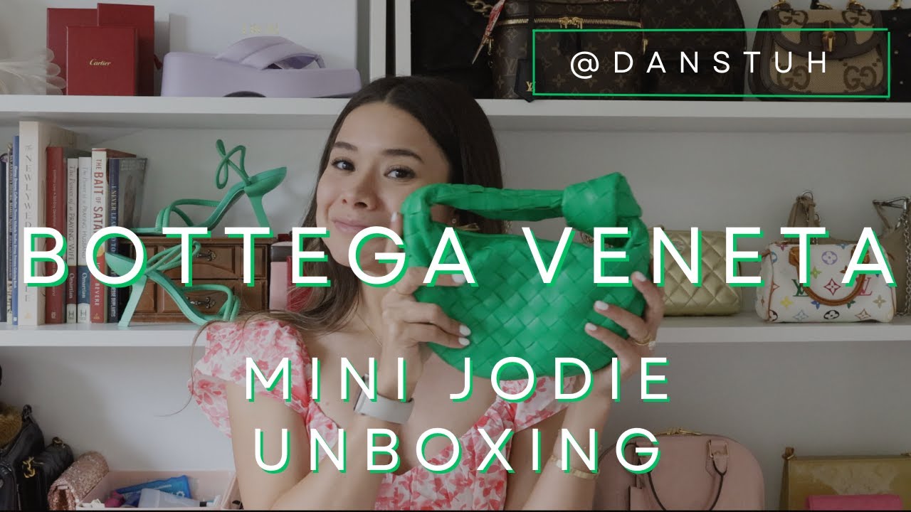 Bottega Veneta IT bag Unboxing | Mini Jodie | Mod Shots - YouTube