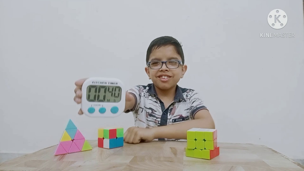 Solving 2 by 2, 3 by 3 and Pyramid Cubes in correct 1 minute 30 seconds ...