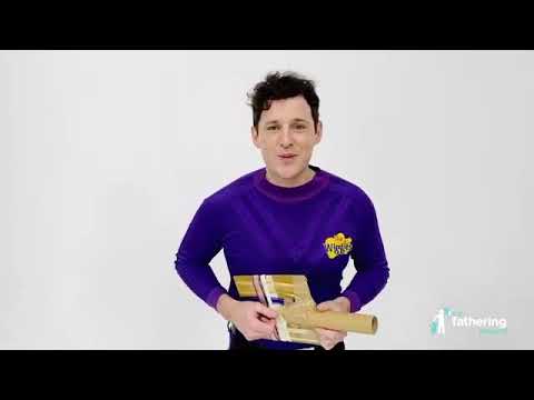 Lachy Wiggle Guitar - YouTube