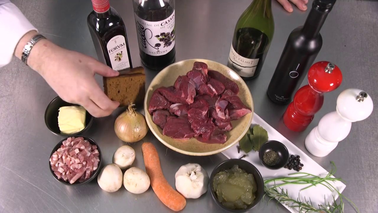 TUTO Cuisine - La recette du Civet de Chevreuil - YouTube