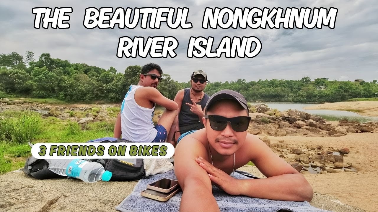 The Beautiful Nongkhnum River Island, Meghalaya - YouTube