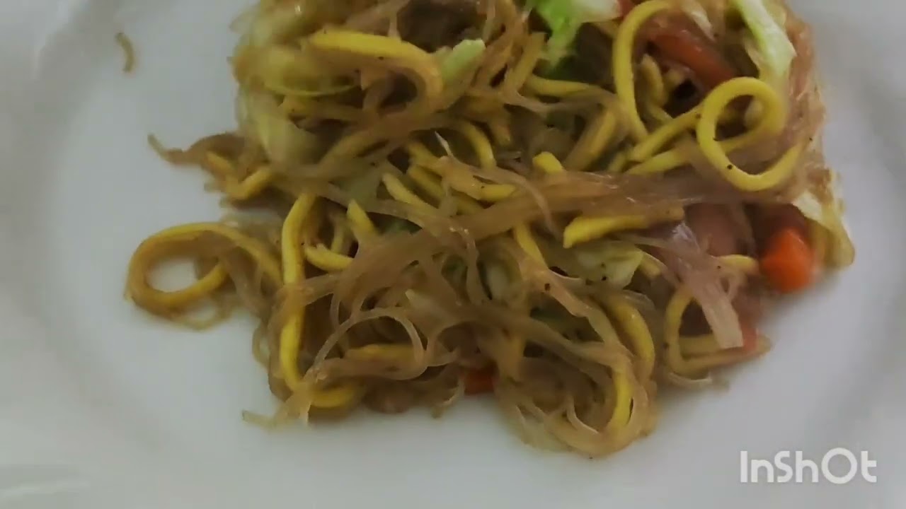 PANSIT BIHON ,HIPON,EGG NG PUGO.TRY NIYO NA ANG SARAP.. KASAMBAHAY ...