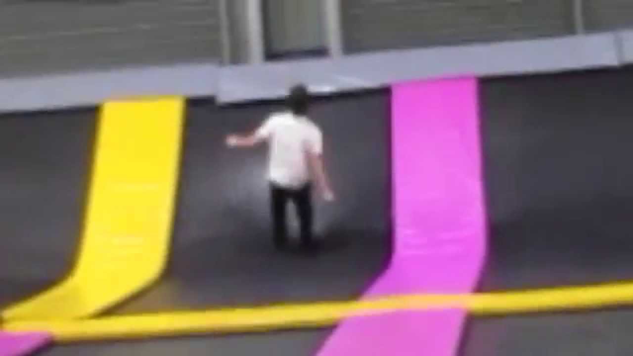 Backflip fail; Kid lands on his neck - YouTube