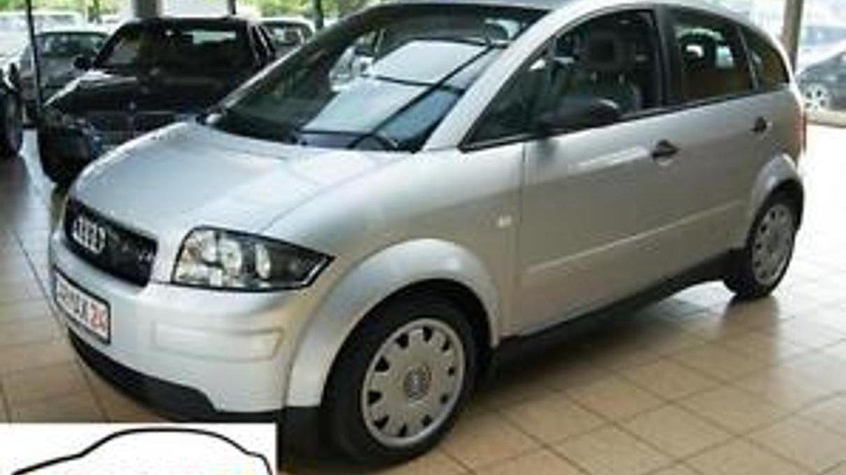 Audi A2 A2 1.6 FSI Advance Leder Navi 8fach bereift - YouTube