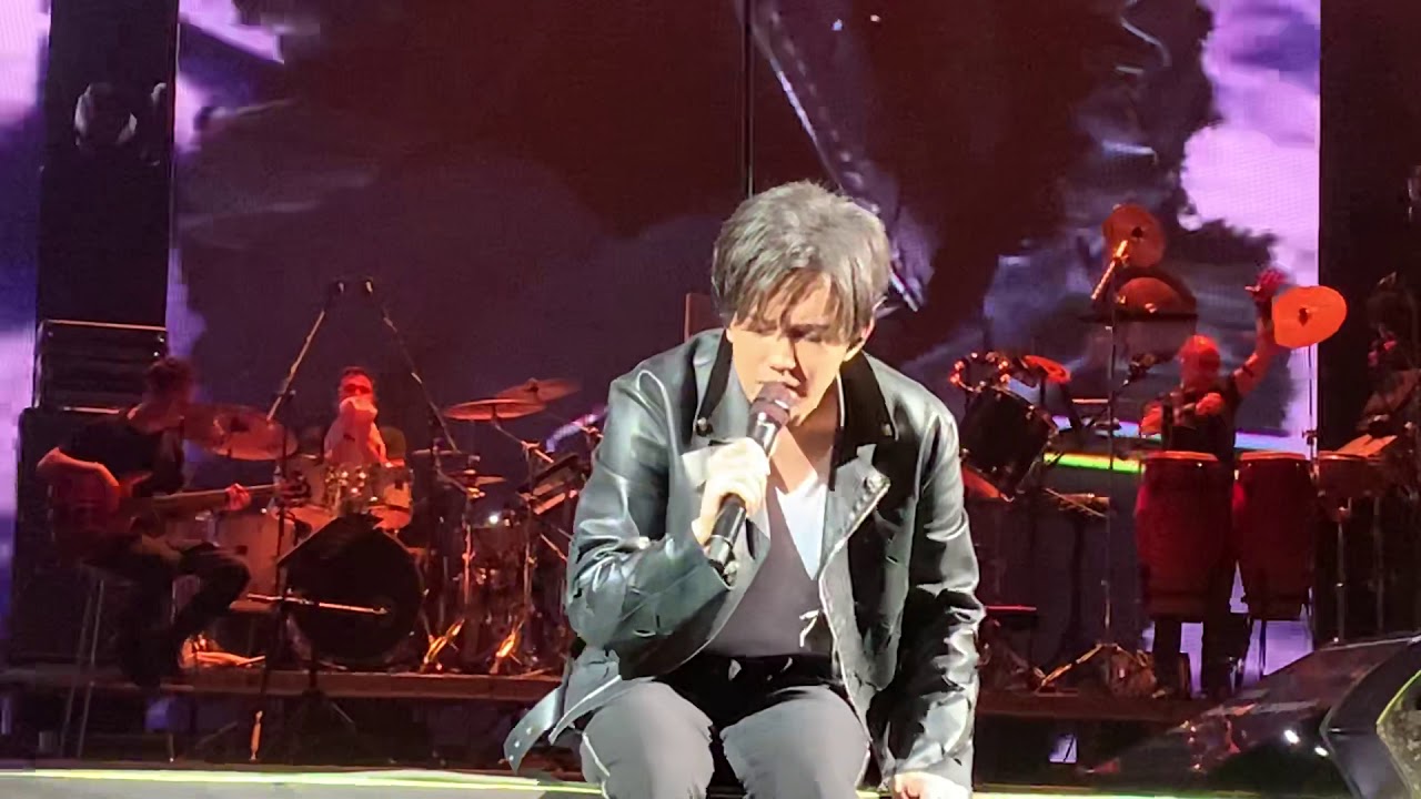 Dimash SOS EKБ - YouTube