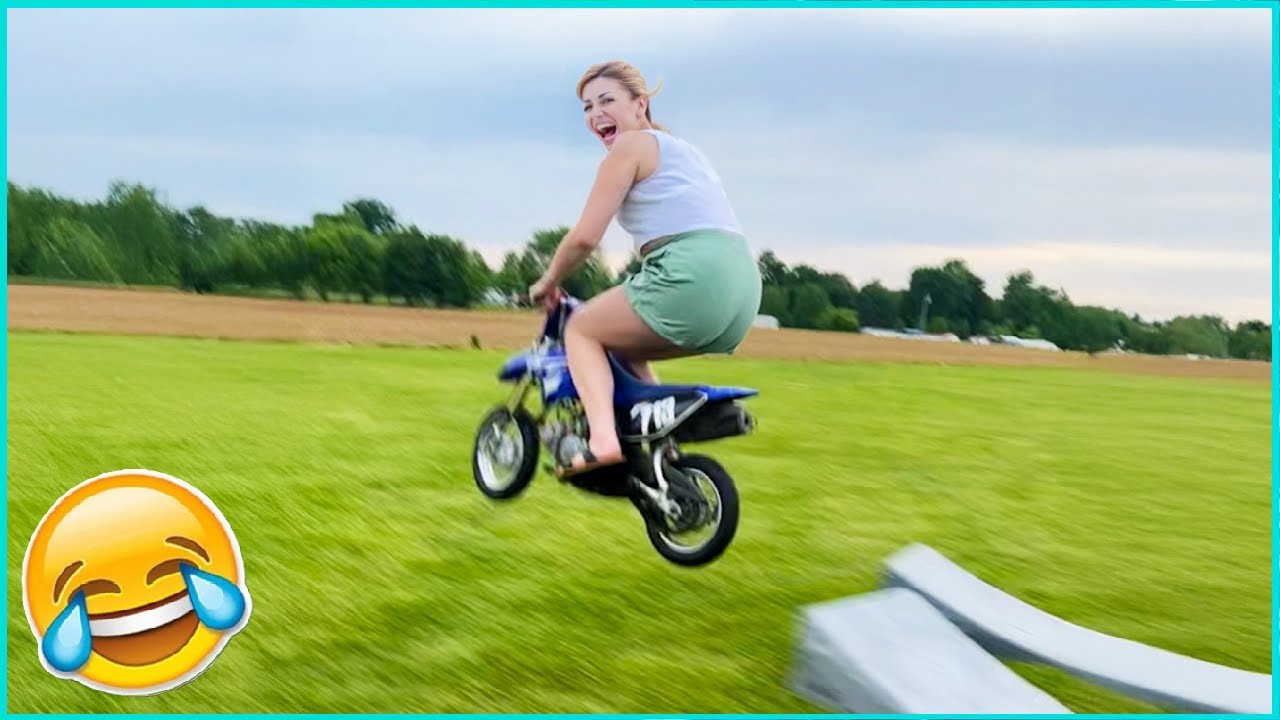 FUNNIEST Motor Sport Fails 🤣 Funny Fails on Wheels - YouTube