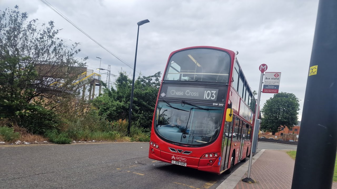 Arriva London Wrightbus DB300 Gemini 2 DW202 LJ09 SUO Route 103 - YouTube
