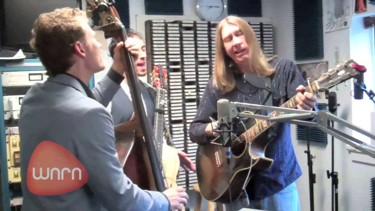 The Wood Brothers - Wastin' My Mind - YouTube