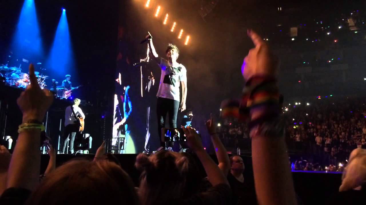 One Direction: Night Changes live in London 2015 - YouTube
