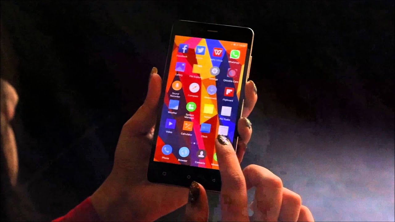 Qmobile Noir LT700 Review | Smart Reviews by Kanwal | - YouTube