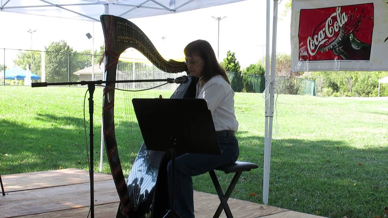 Greensleeves - played by Suzanne Shields - YouTube
