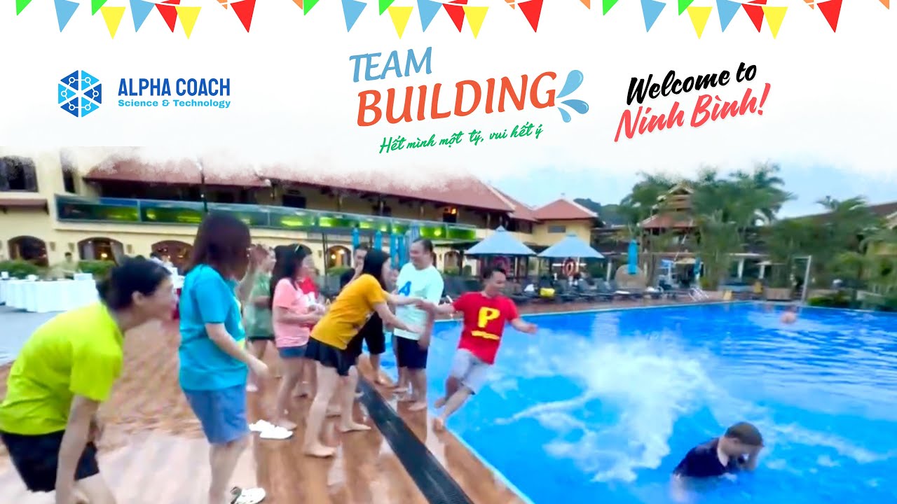 Team Building nhà Alpha Coach có gì???? - YouTube