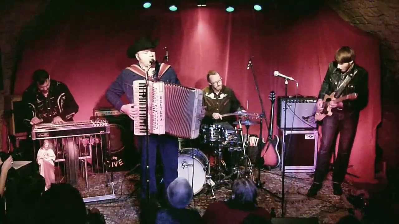 Los Santos - Barn Dance Bop - YouTube