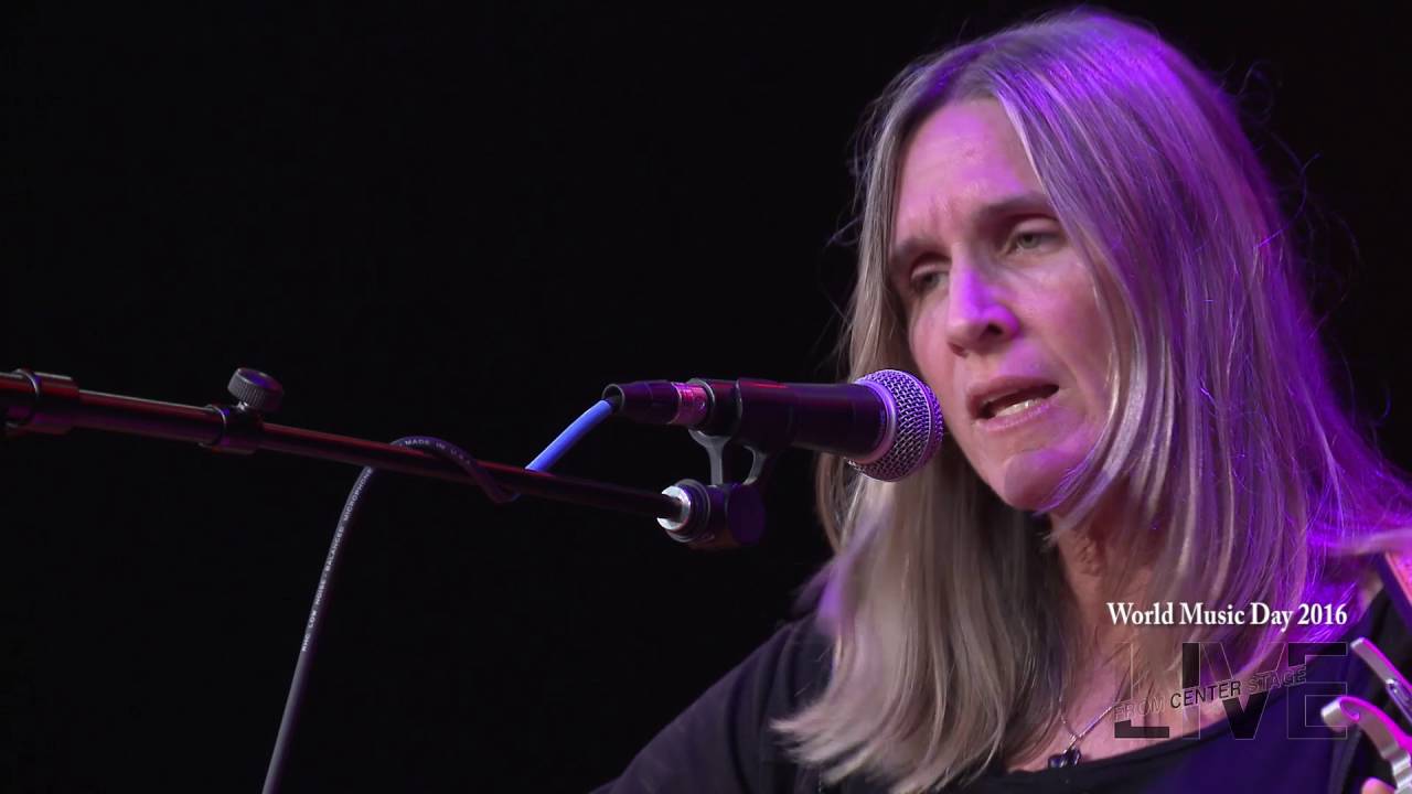 Kathleen Healy performing for World Music Day 2016 - YouTube