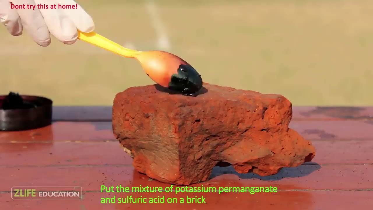 Top 10 Amazing Chemical Reactions that Should not be Tried at Home ...