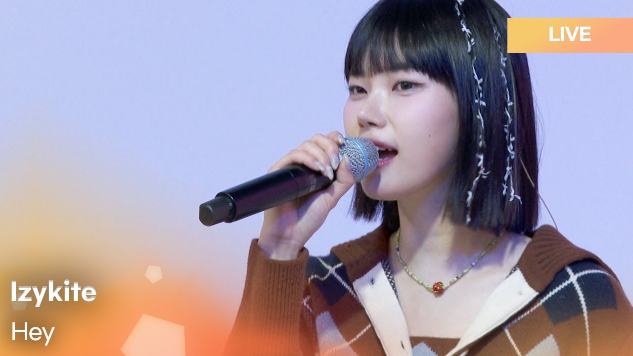 Izykite(이지카이트)-Hey | K-Pop Live Session | Play11st UP - YouTube