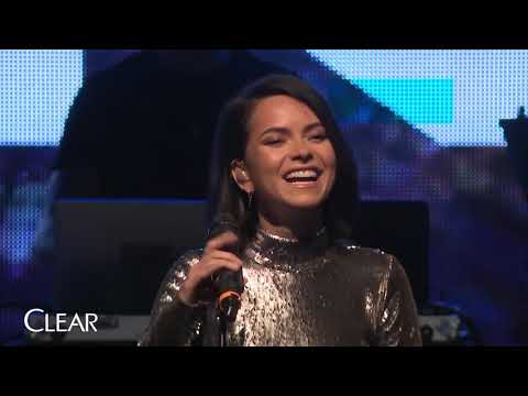 Inna – Yaz Yaz Yaz Türkçe şarkı söylemeyi deneyerek kendine meydan okudu.