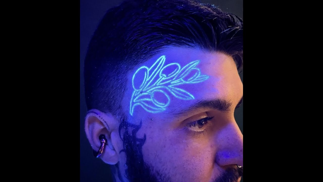 Beautiful Tattoo By Artist: @ricardorelha Using UV Sensitive Ink From ...