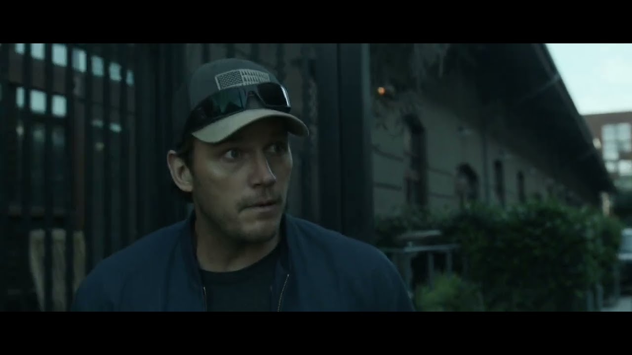 The Terminal List [S01E03] - Street shootout scene - YouTube