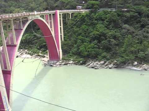Sevoke Coronation Bridge - YouTube