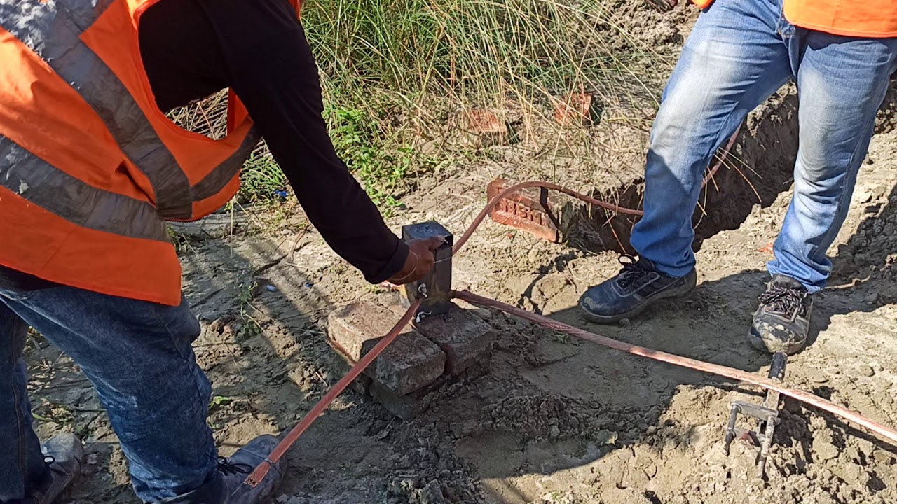 Electrotharmic Cat Welding work process. - YouTube