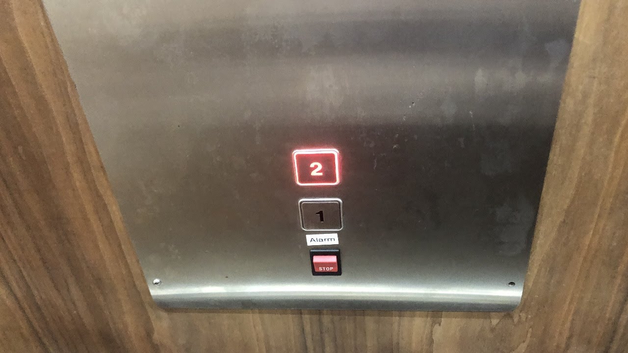 [EL] Garaventa Elvoron LULA Hydraulic Elevator at Paseo Herencia Mall ...