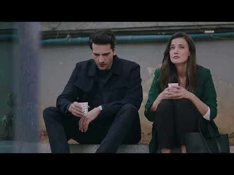 Kül olmuş ateş yanar mı,Buz tutmuş su akar mı, Bu gözler seni sevmiş, Bir başkasına bakar mı?