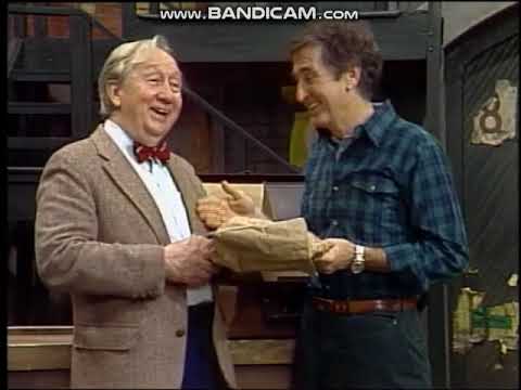 Classic Sesame Street - Uncle Wally and Bob IN The Suitcase (1986 ...