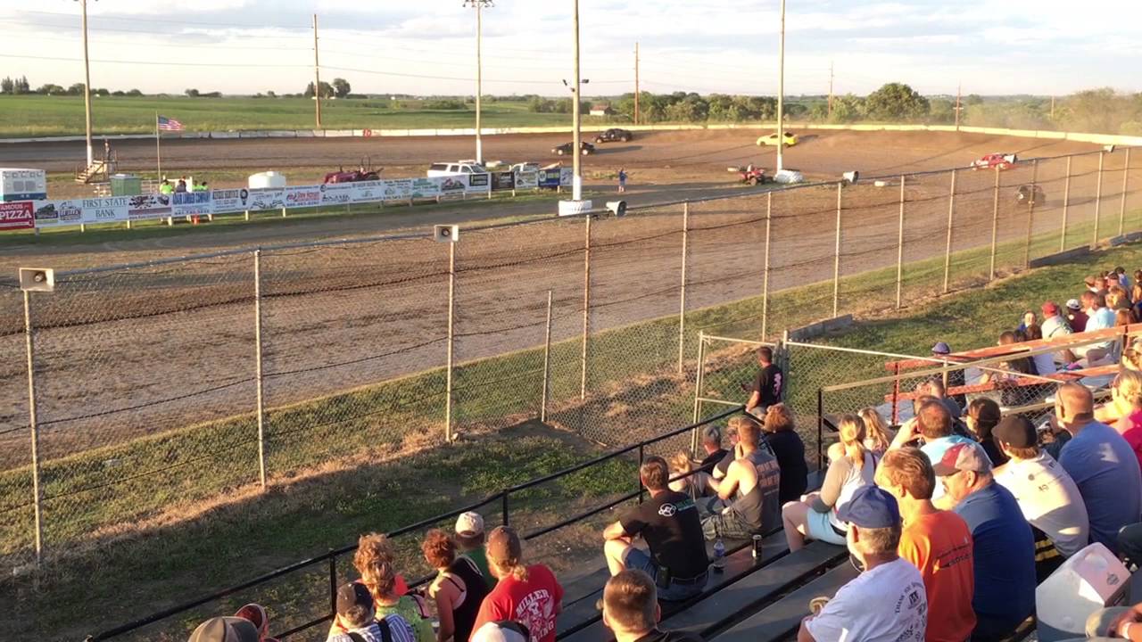 Stuart Iowa Speedway 6 5 2016 with slo mo - YouTube