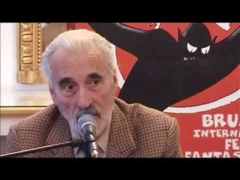 Christopher Lee talks about his favorite Muhammad Ali Jinnah role - YouTube