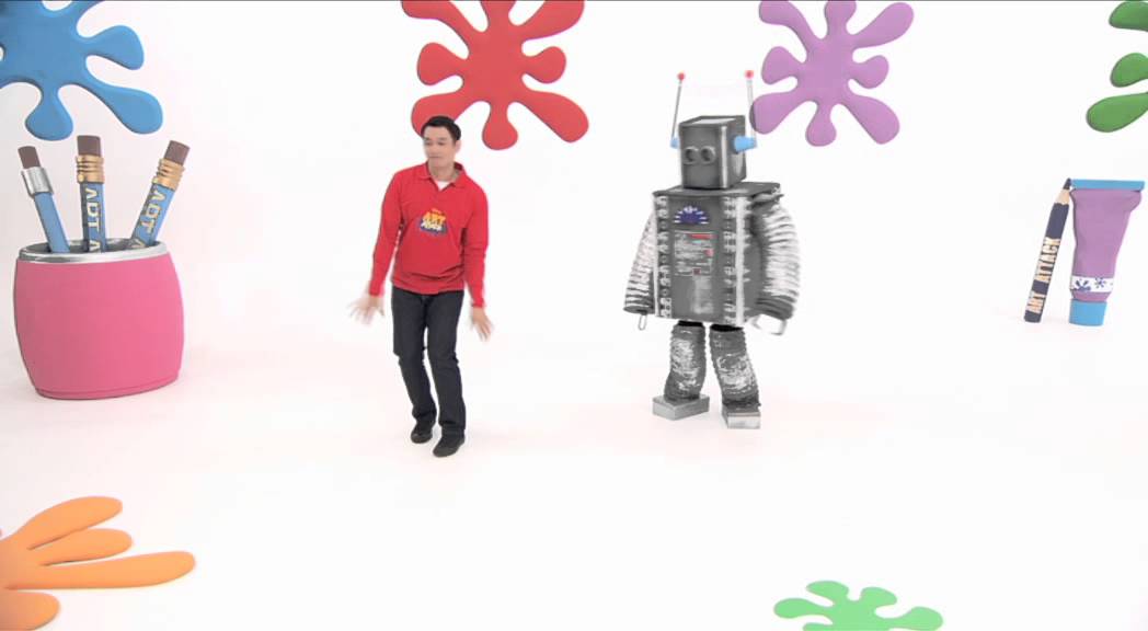 Art Attack - Do the Robot - Disney Channel Asia - YouTube