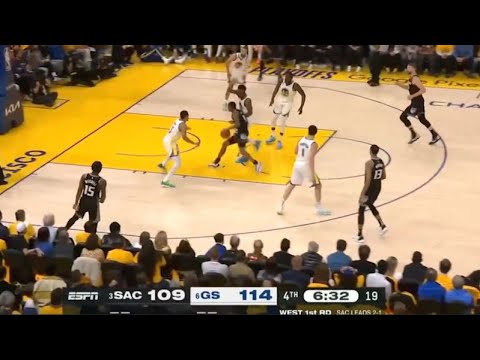 How De'Aaron Fox fractured his finger vs. Warriors - YouTube