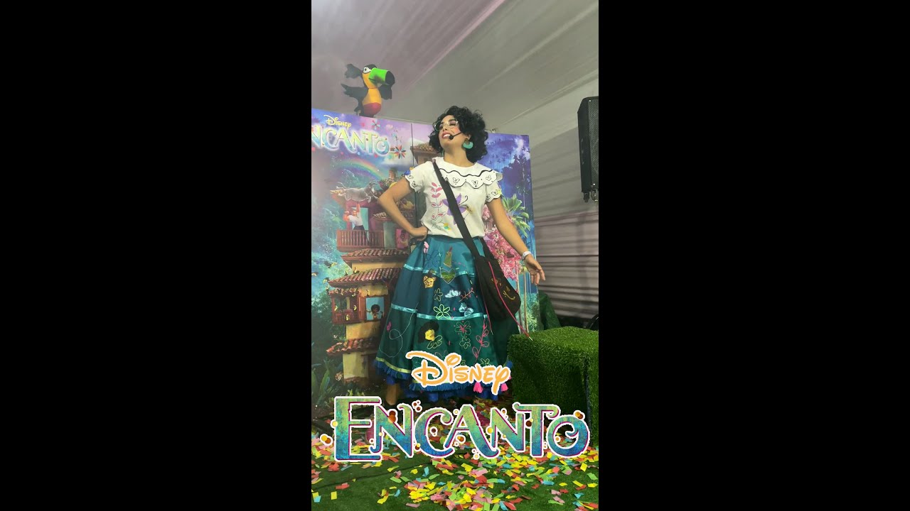 "Encanto" - La familia Madrigal🏡 - YouTube