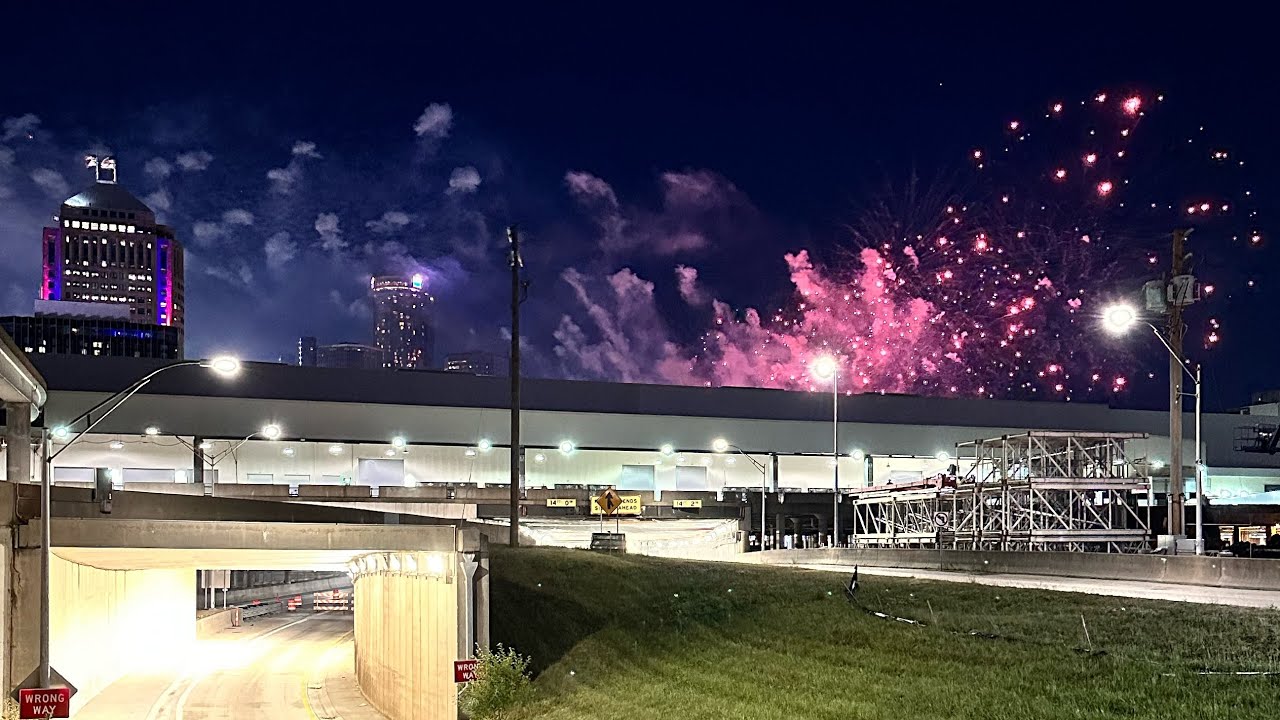 🎆 2024 Detroit Ford Fireworks #fireworks #detroit - YouTube