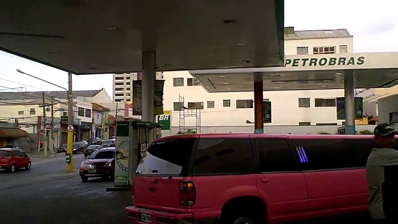 Ford Explorer Limo - YouTube