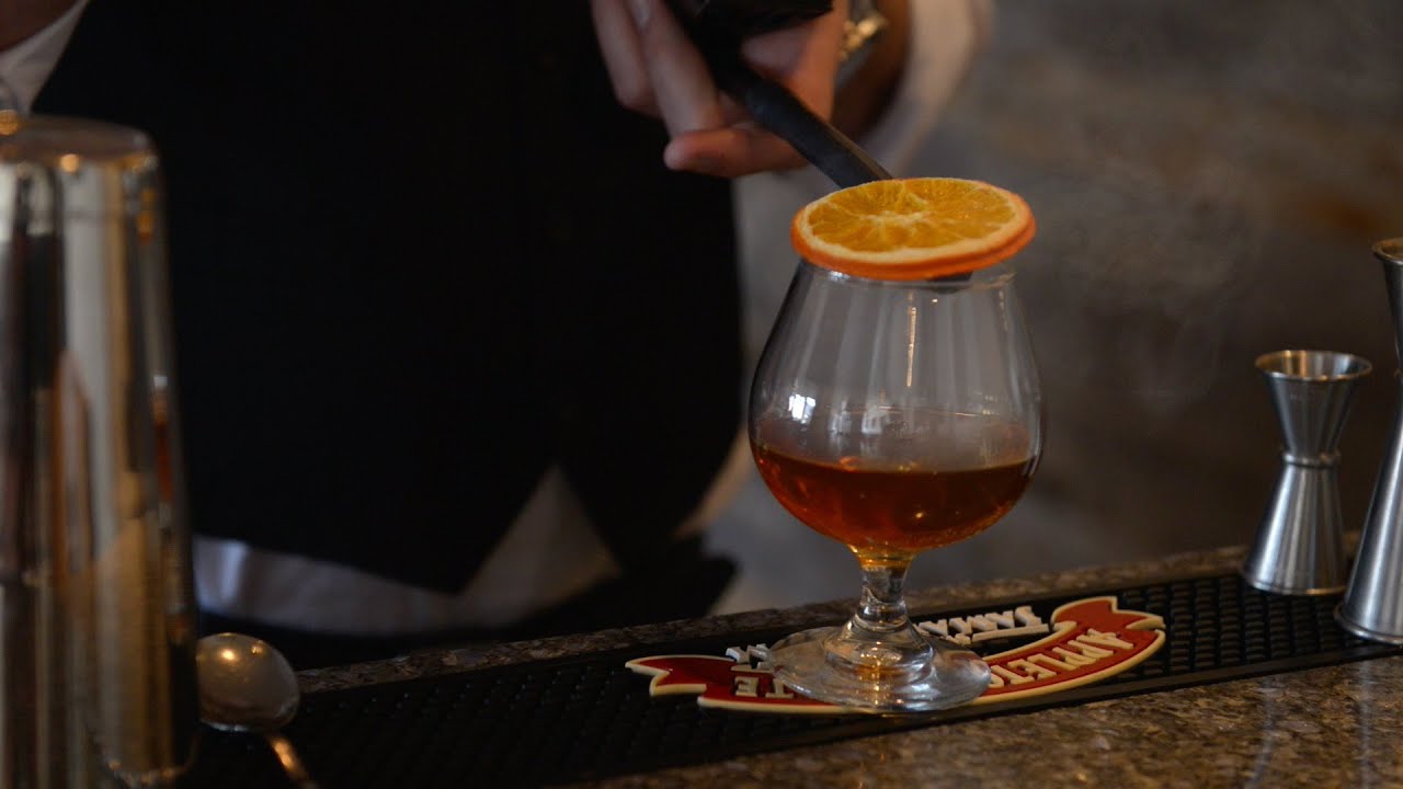 How to make Smokey Dreams Cocktail from Aloy Modern Thai - YouTube