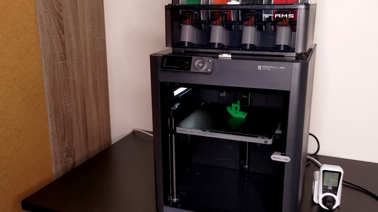 Bambu Lab P1S unboxing, assembly and first print - YouTube