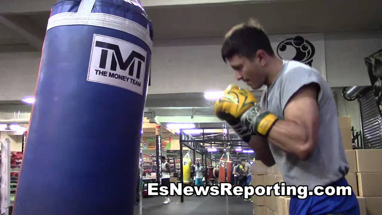 TMT Star Ron Gavril Working Out At maywetaher boxing club - EsNews ...