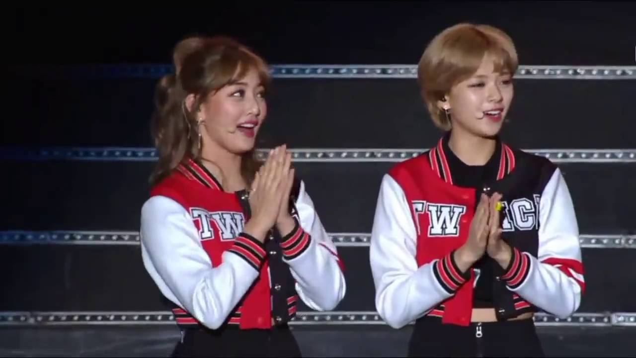 Twice Cheer Up Like Ooh Ahh Asia Song Festival Youtube