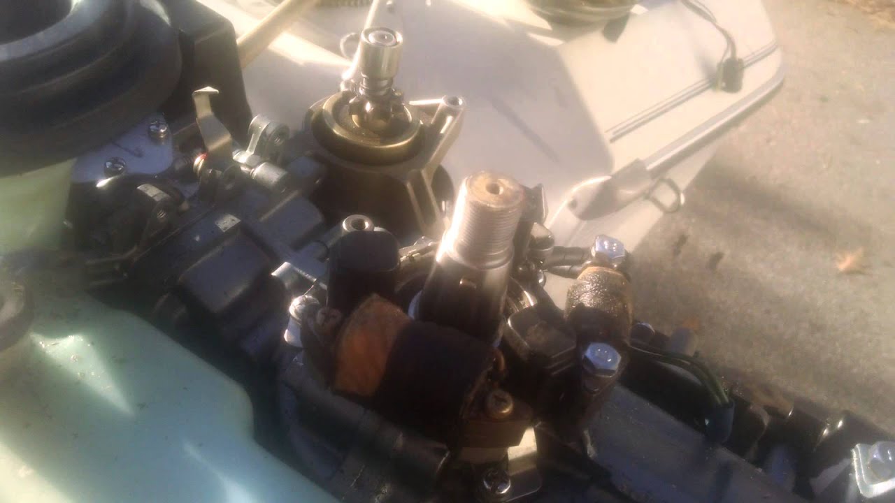 Ignition repair on Yamaha outboard - YouTube