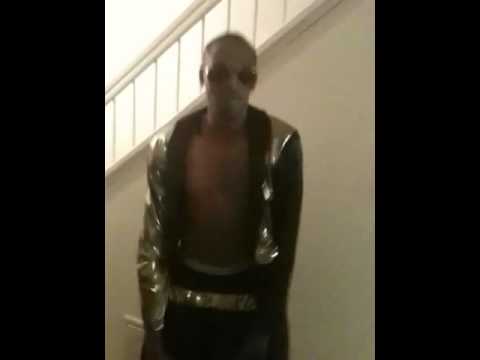 MC hammer Costume - YouTube