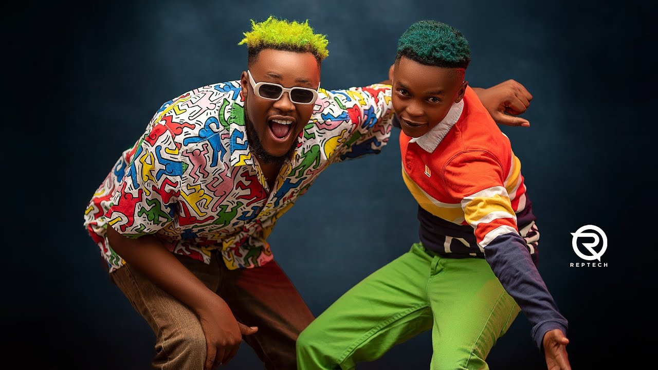 Wikise feat waxy Kay - NGAMBWI NGAMBWI (official music video) - YouTube